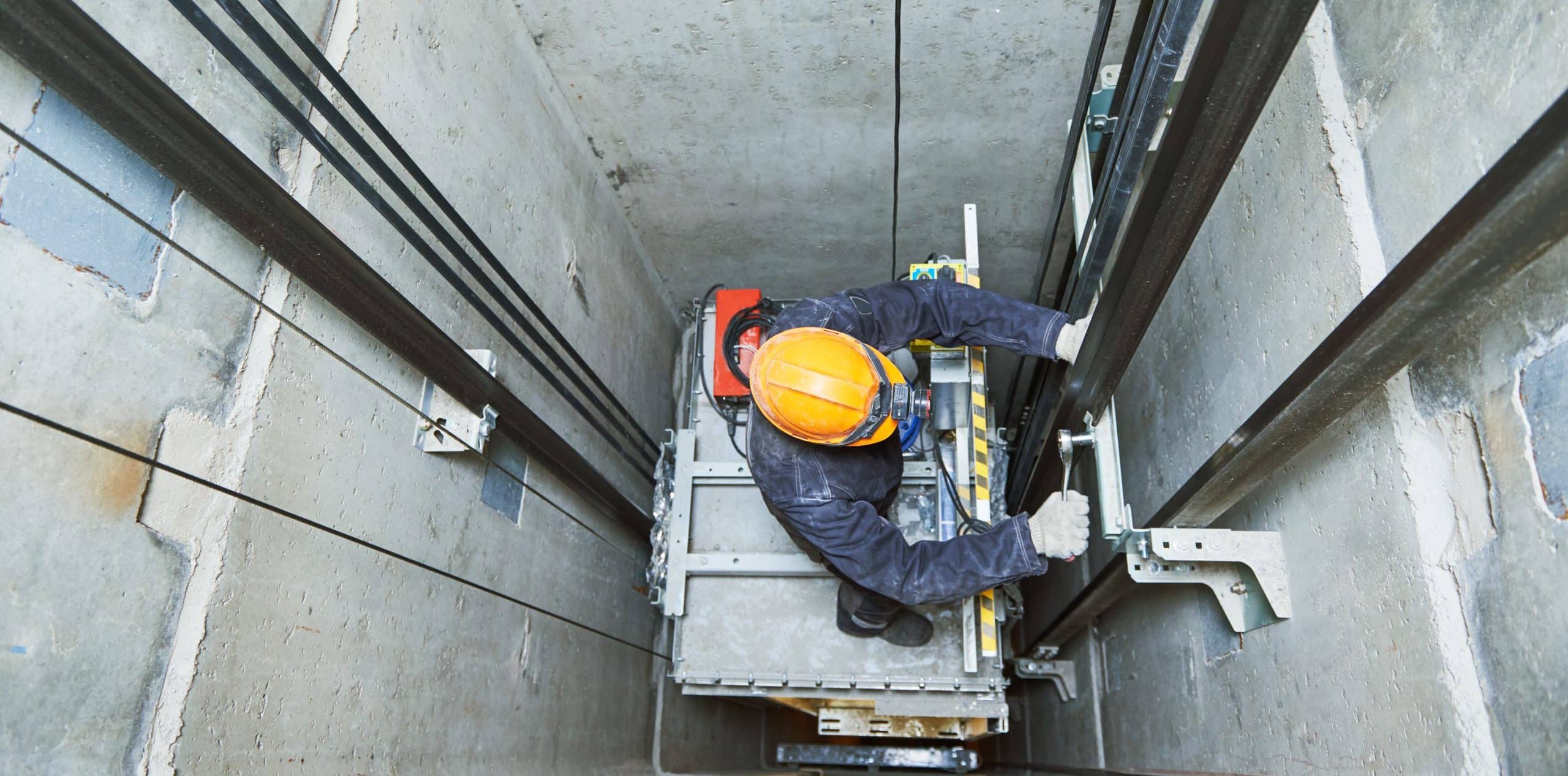 Repair - Nouveau Elevator